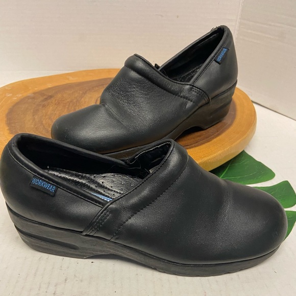 Cherokee | Shoes | Cherokee Harmony Workwear Leather Clogs | Poshmark